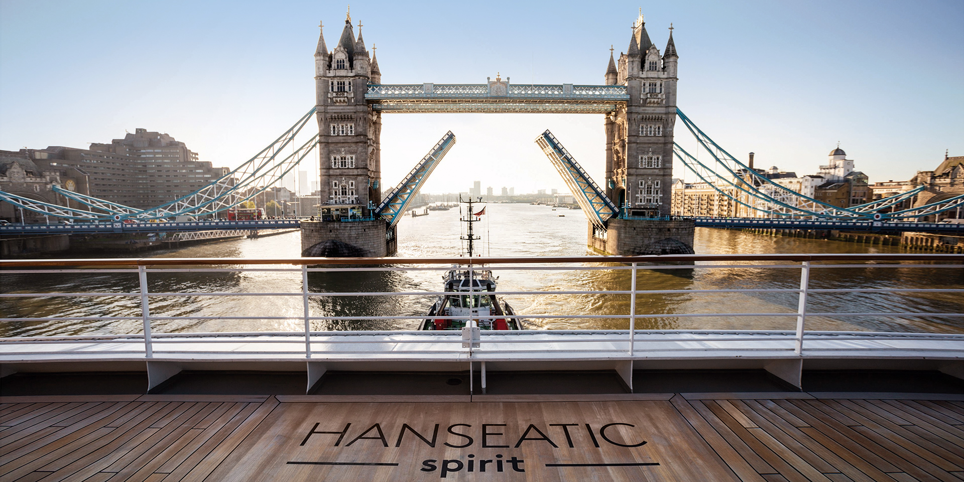 Expedition from Hamburg to Bremerhaven with HANSEATIC spirit - SPI2609 ...