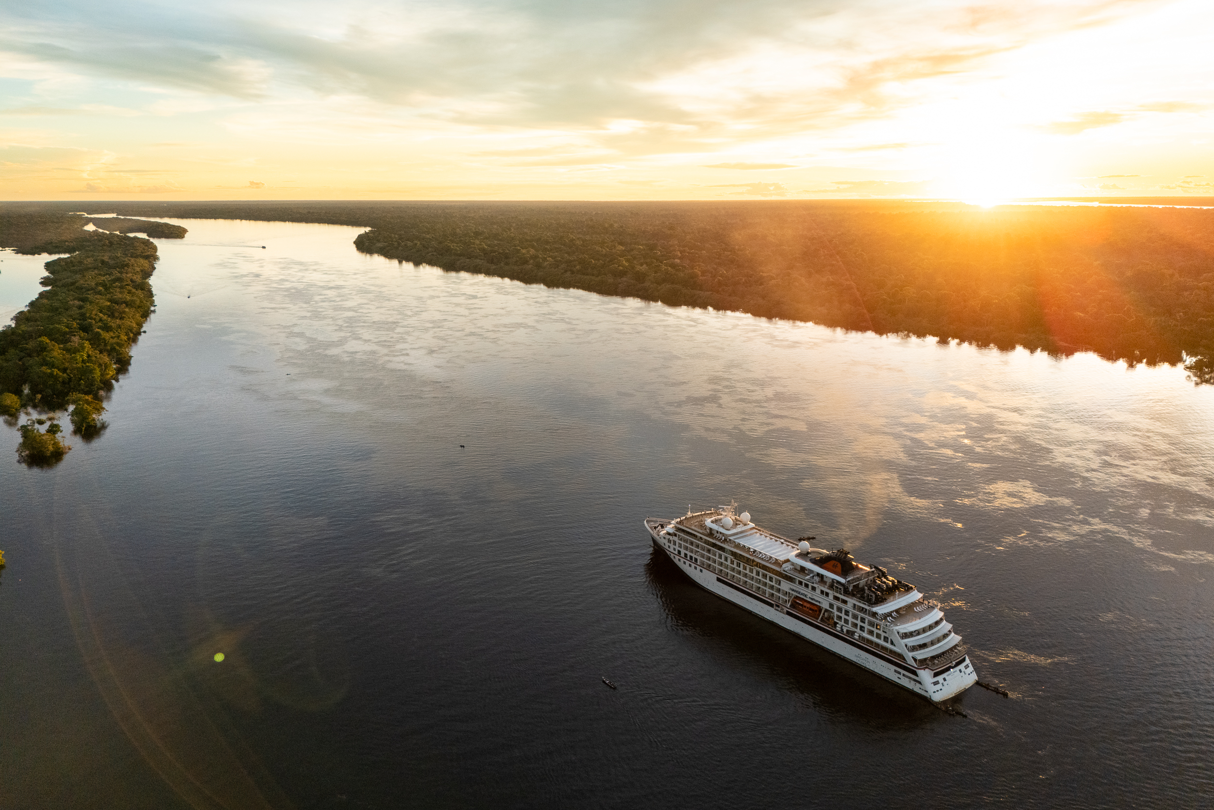 Amazon expedition: into the heart of a green world | Hapag-Lloyd Cruises